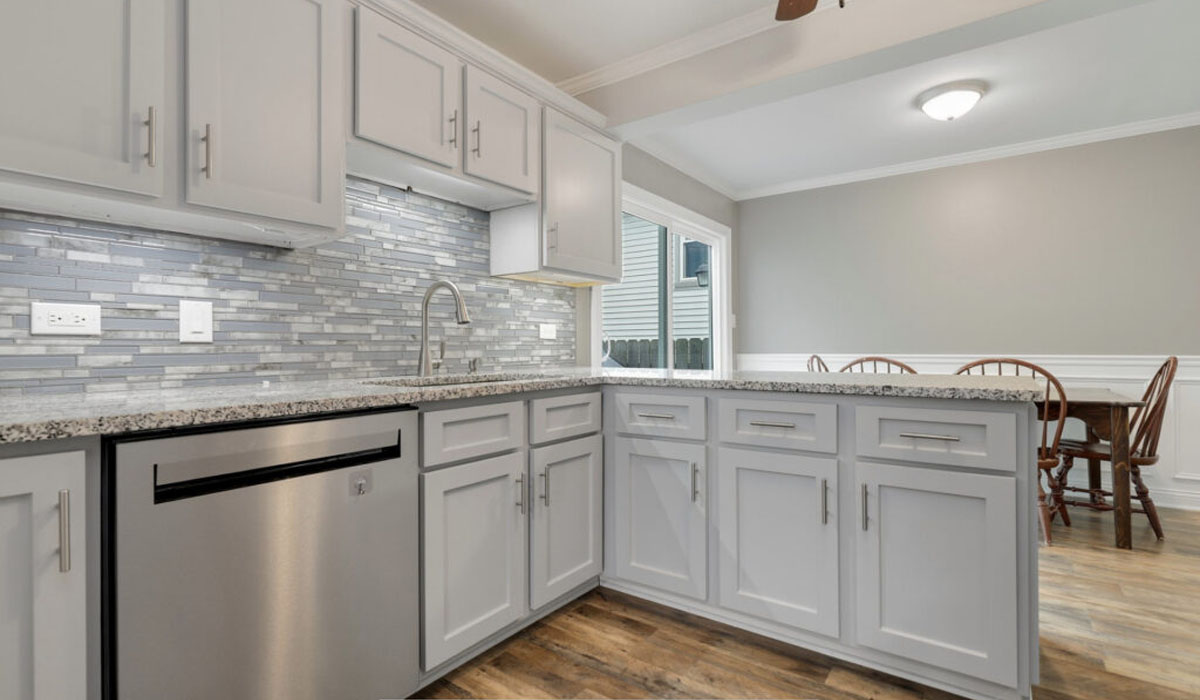 Kitchen Remodeling | Semi-Custom Kitchen Designs | Chicago IL